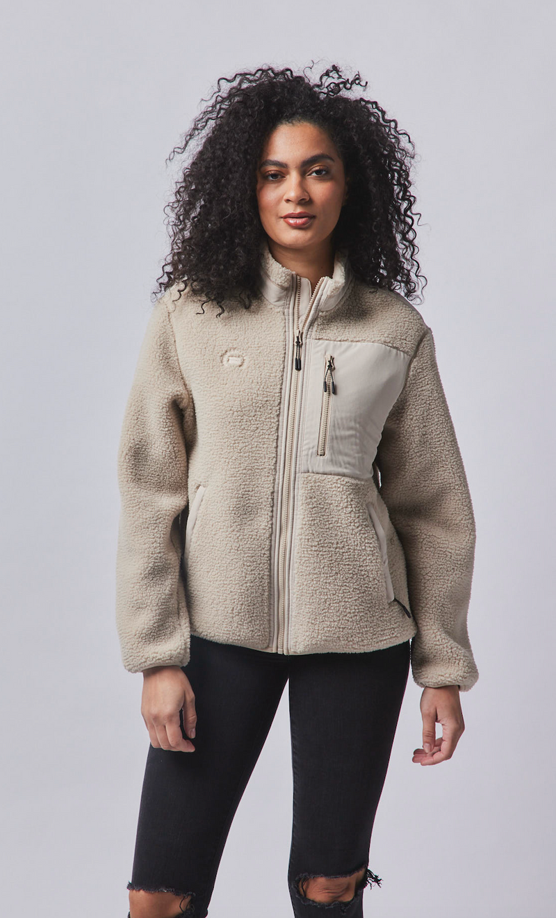 Luxury sustainable clothing – Human Collective